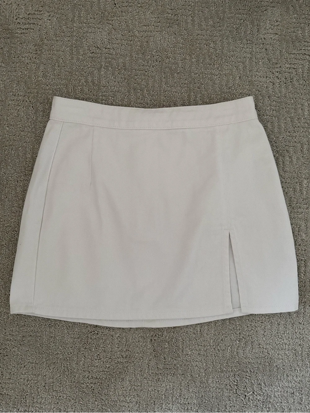 Lioness | Skirts | Princess Polly The Lola Mini Skirt White Size 6 ...